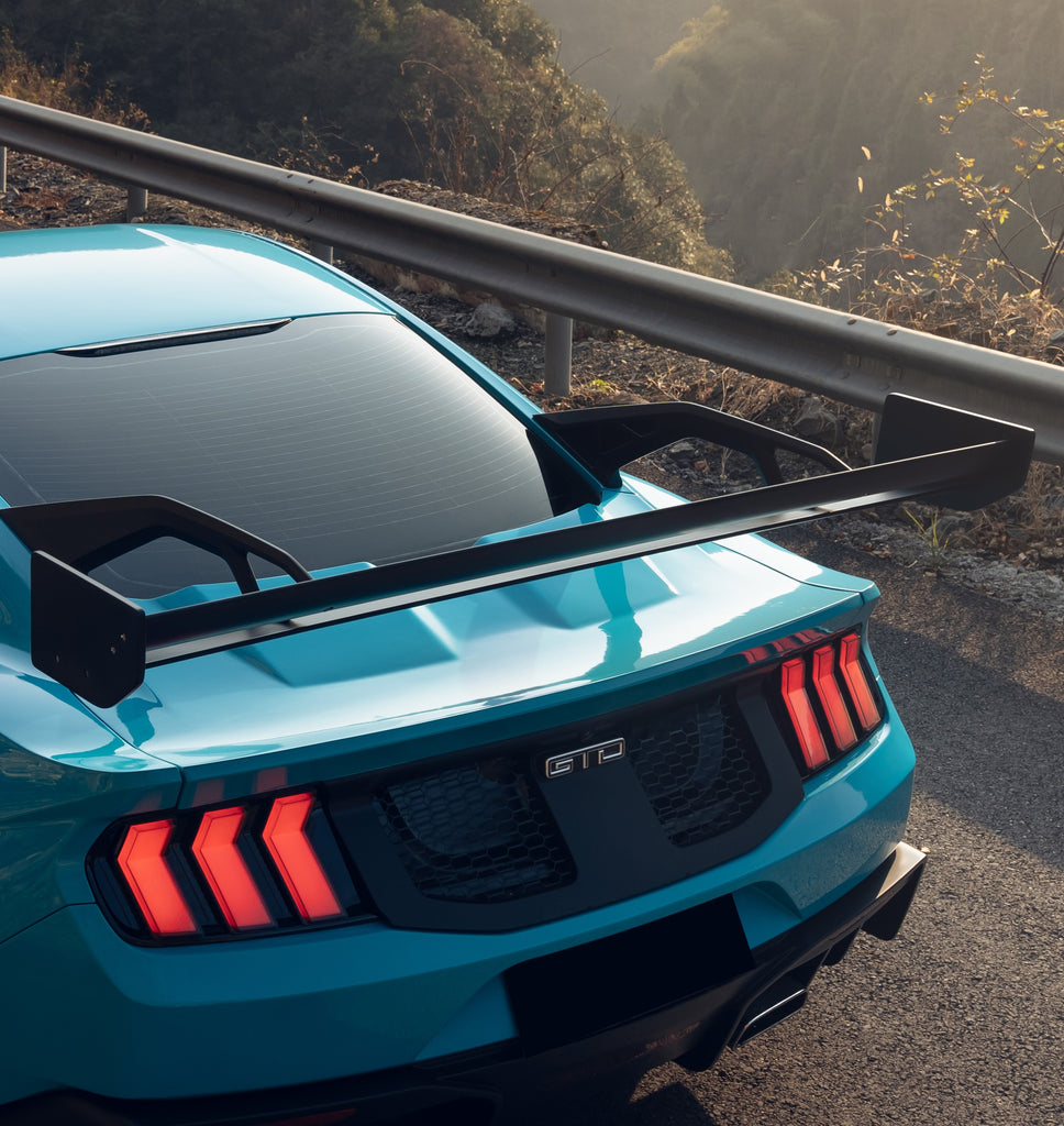 Ford Mustang V6 S550.1 Aftermarket Parts Robot Craftsman's Rear Spoiler ...