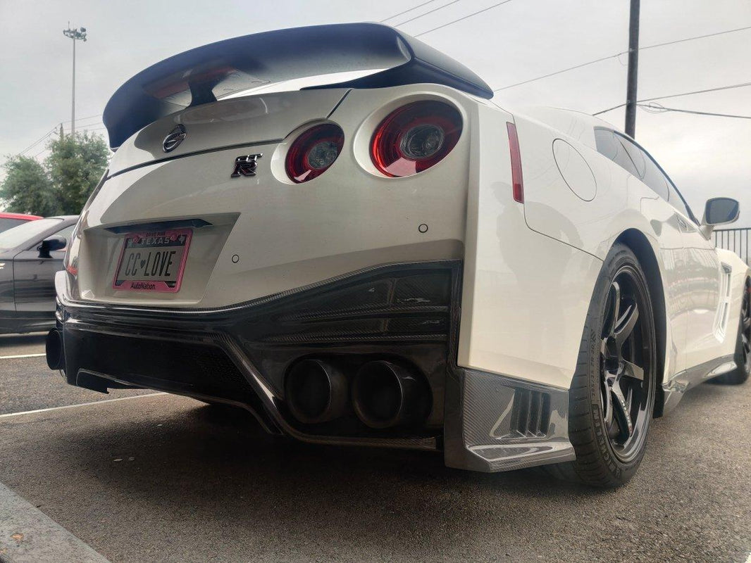 Nissan GTR R35 aftermarket parts, carbon fiber body kit - PSS ...