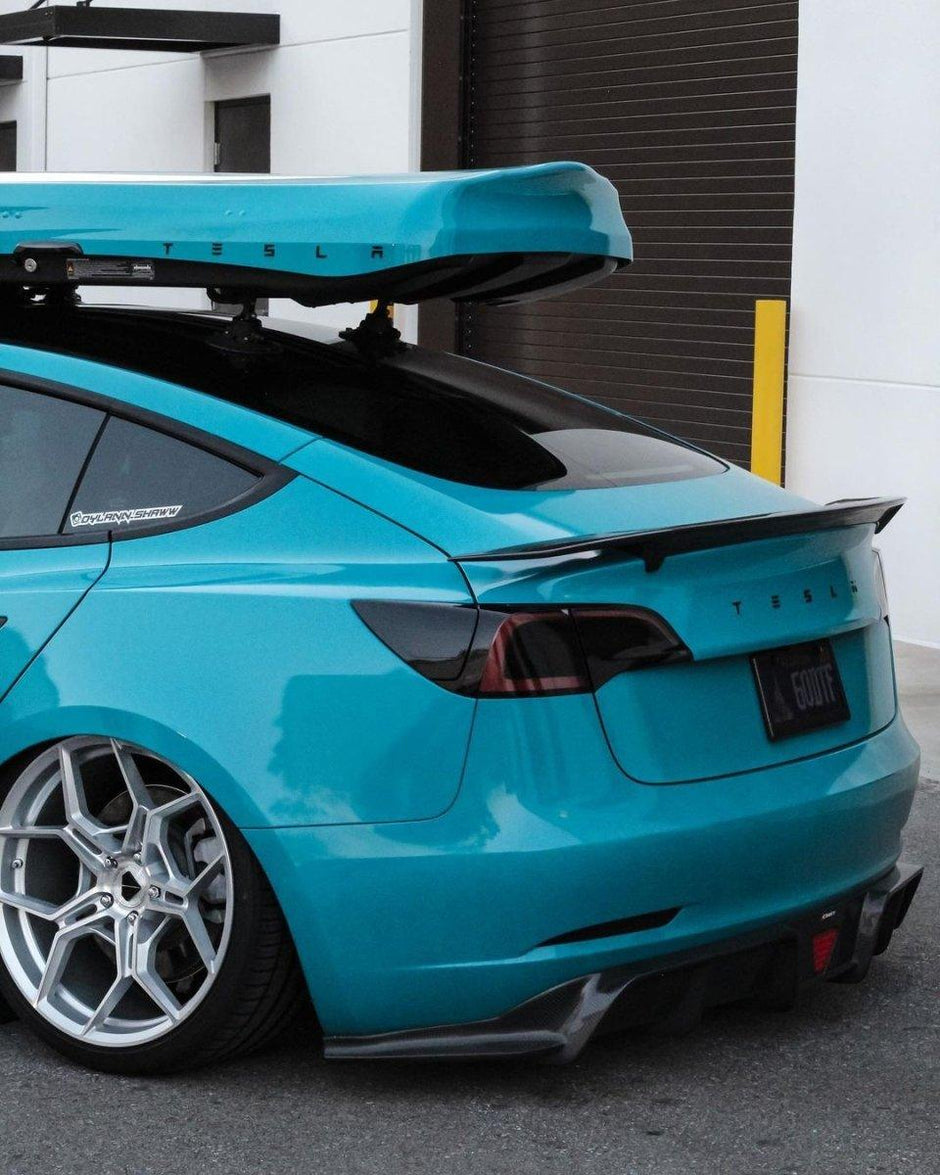 Tesla Model 3 aftermarket parts, carbon fiber body kit - PSS ...